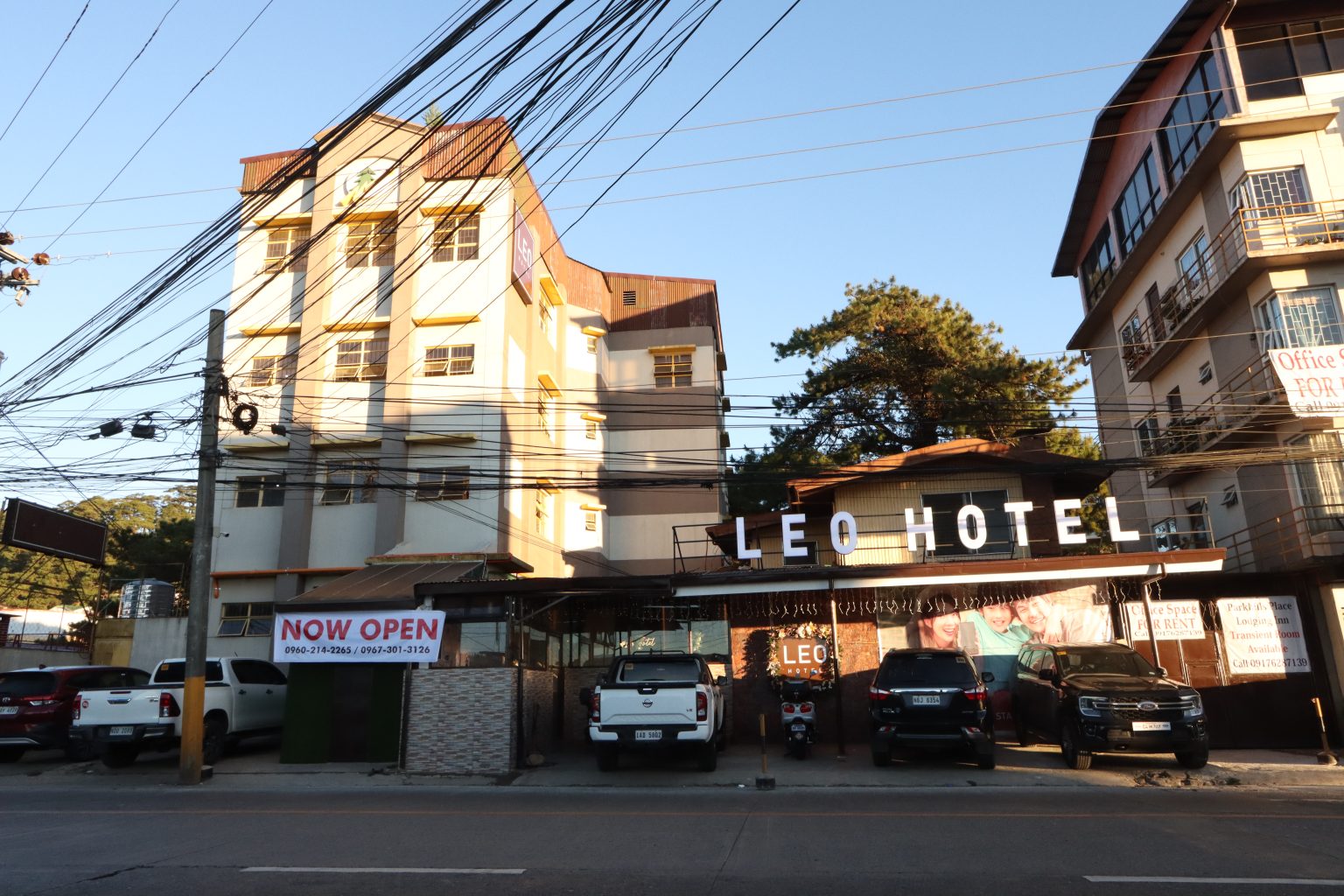 Home - Leo Hotel